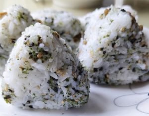 How to Eat Onigiri (Rice Ball)? - Easy Homemade Sushi